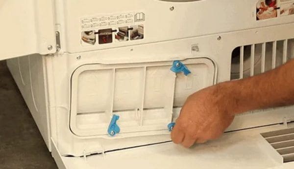 Condenseur d’un sèche-linge : quel rôle et comment l’entretenir
